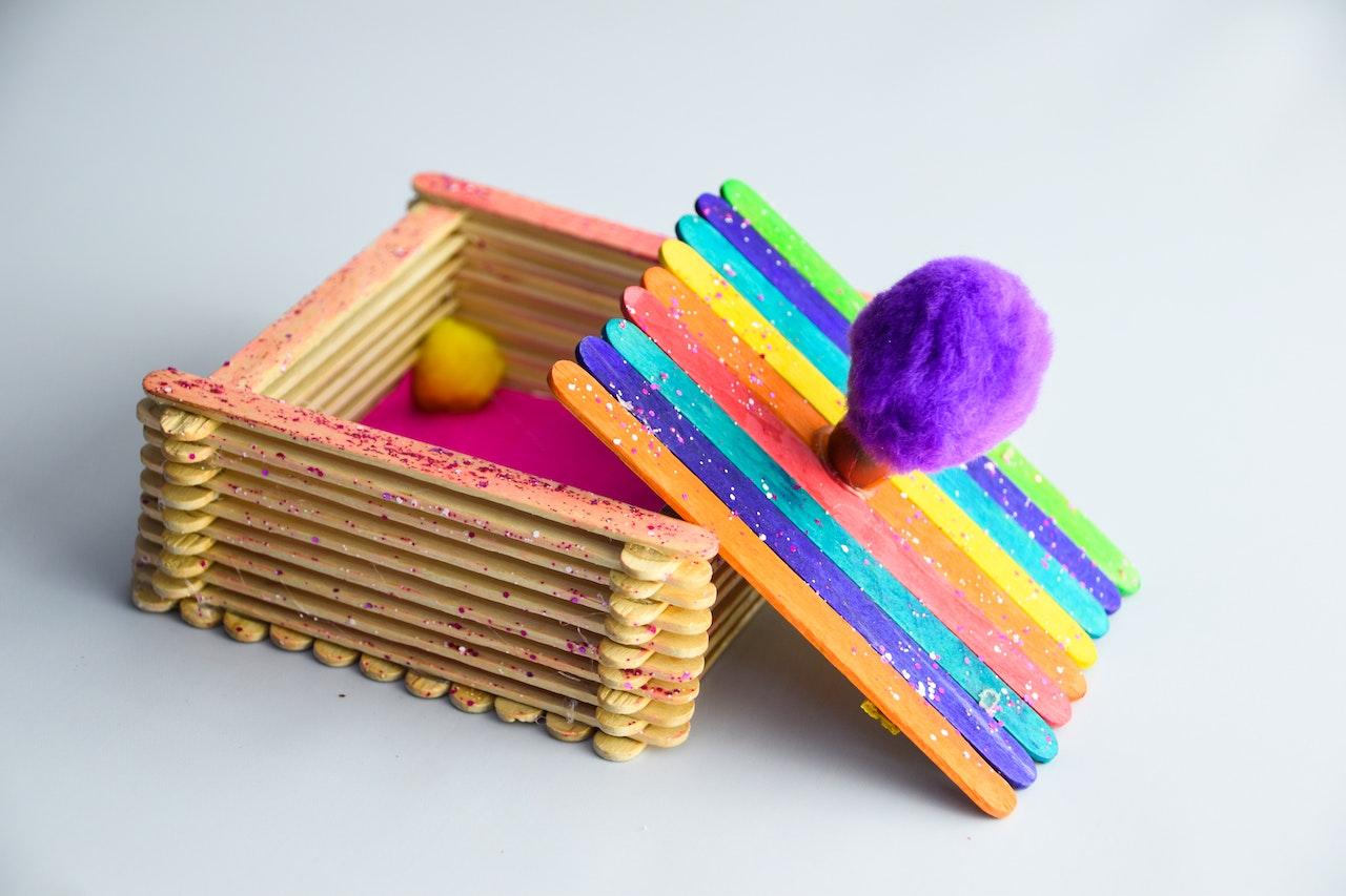 Stick Craft Ideas: Innovative and Simple DIY Projects - Classroom DIY